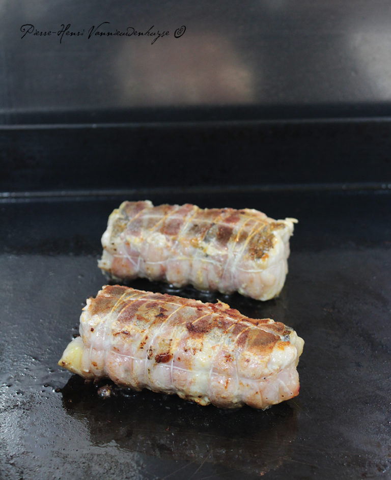 Recette du dos de merlu au lard, pleurotes à la plancha - Recettes et ...